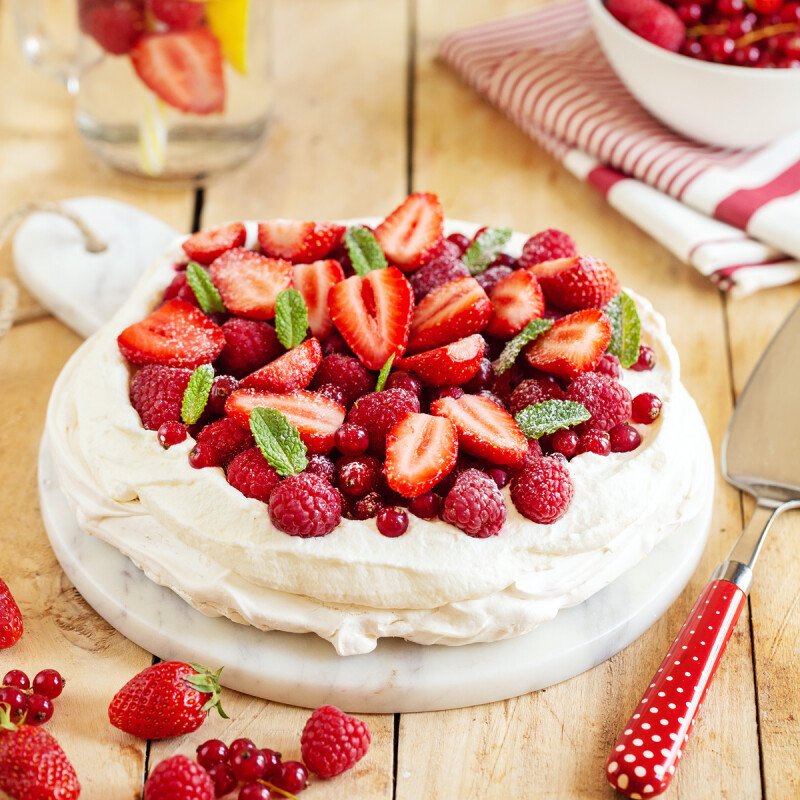 Pavlova aux fruits rouges - Régilait