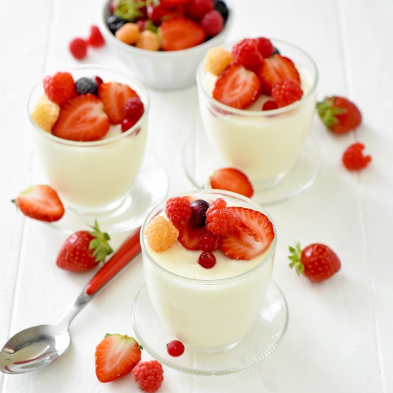Crème au citron et fruits rouges (sans cuisson) - Régilait